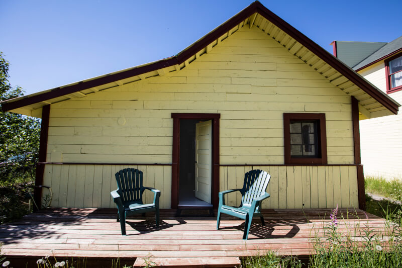 The Rose House | McCarthy Lodge Resort